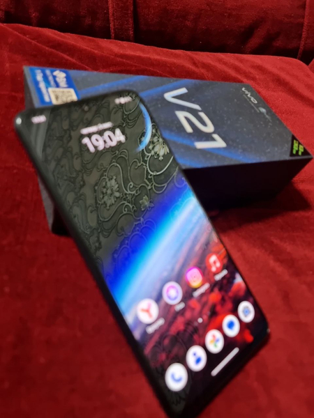 VIVO V21 2022 Blue