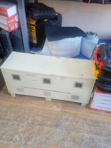 Steblezatr sotiladi 380W Holati yangi