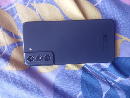 Samsung S21 Fe sotiladi yoki Obmen