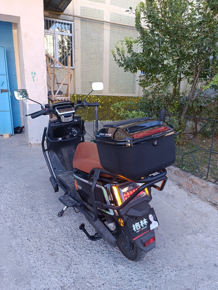Elekrto-skuter madel Gelin GL1200DT-9