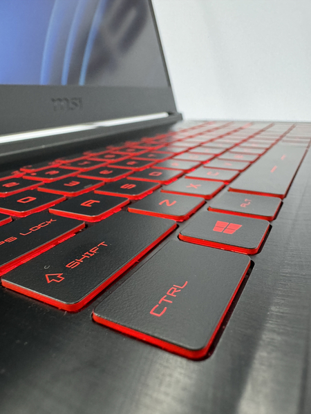 Igrovoy Noutbuk MSI