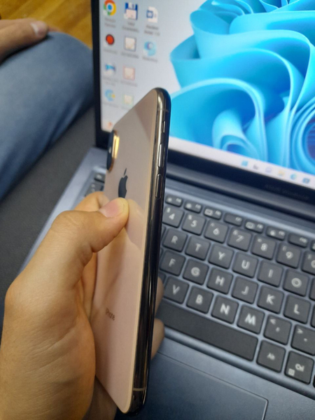 Iphone XS 64 gb
