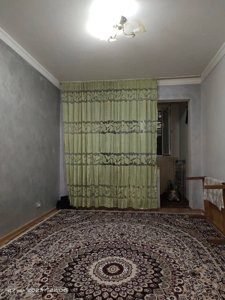 Продается 3/1/4 Юнусабад 4. Имеется огород+подвал