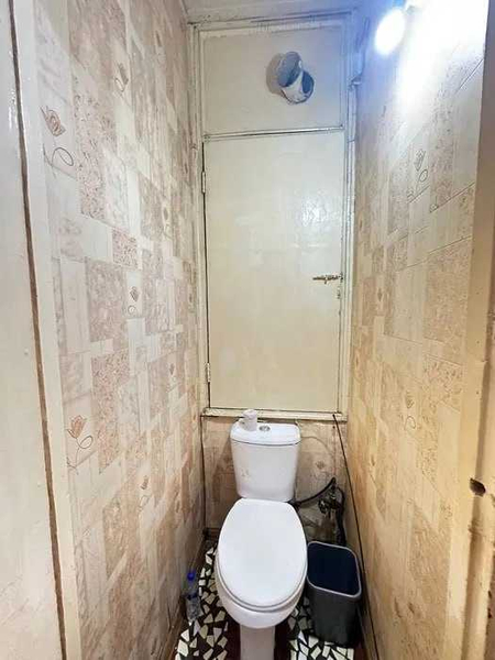 Чиланзар 18кв 3/3/4 общая площадь:65м2 
Цена: 72000$