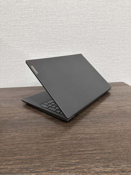 8-Ядерный Lenovo V15 intel Core i5 10th Gen 8gb DDR4 512gb SSD!
