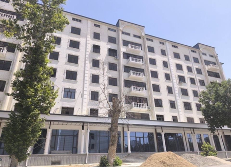 Куп 2х комнатная квартира каробка в районе Богишамол Гагарина