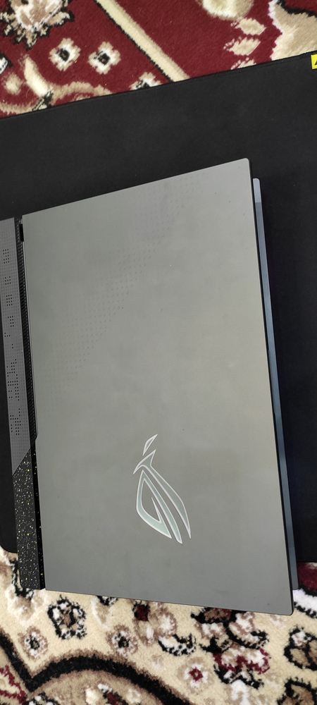 Notebook Asus rog strix\\n\\nНикаких других проблем, кроме экрана, не