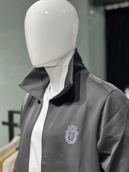 Спортивные костюмы, размеры M, L, XL, XXL.