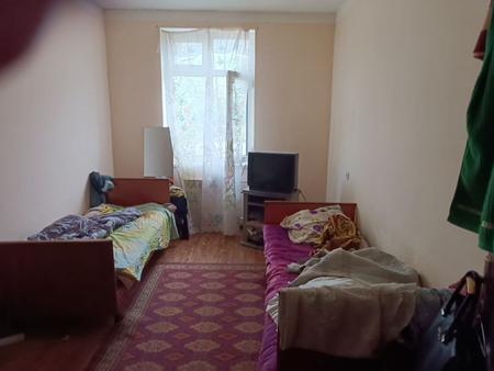 Продам 3х ком квартиру Нилуфар Старые сергели 70м² 2 этаж кирпич