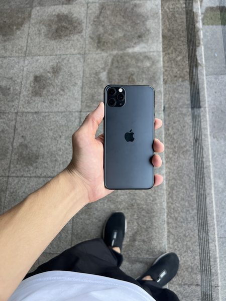 Iphone 11 pro max 256 срочно пул кере