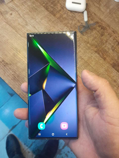 Продаётся Samsung not 20 ultra