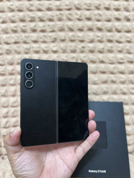 Galaxy z fold 5 12/256gb
