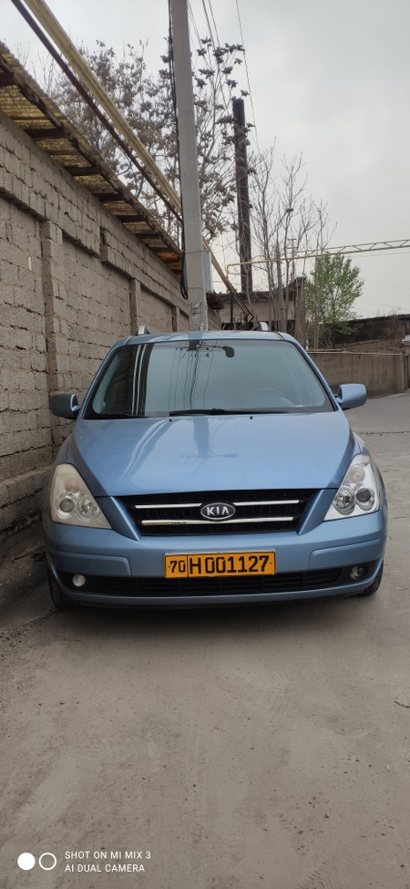 Kia carvinal  2006
