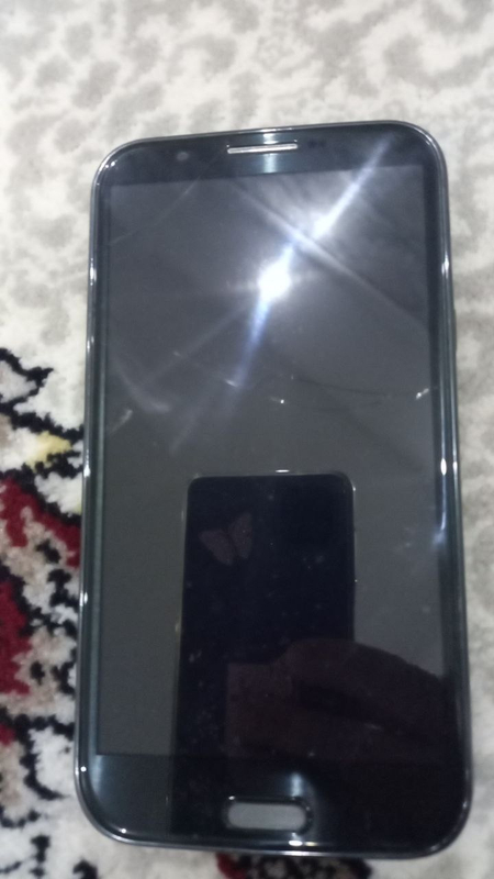 Telefon sotiladi