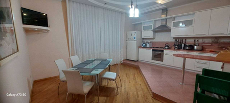New building 4 room Sodiq Azimov street behind Bleckstar burger
