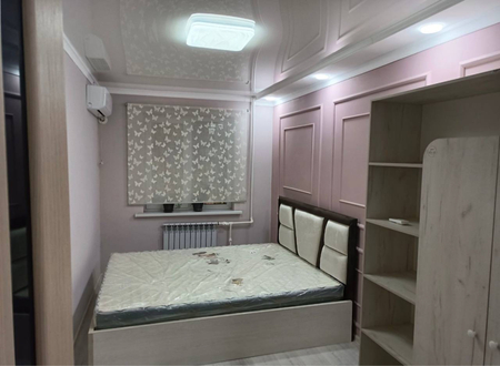 Чиланзар 5 Метро Хамза 2/2/4 продается 50кв.м