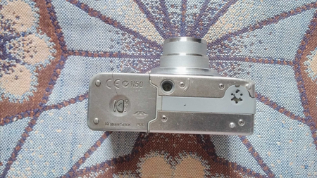 Продаеться цифровая камера Sony DSC-W5