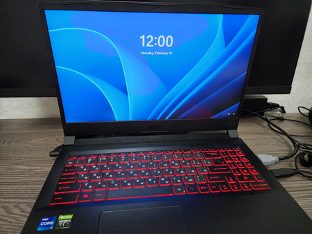 MSI Sword GF66 / I7 11800H / RTX 3060