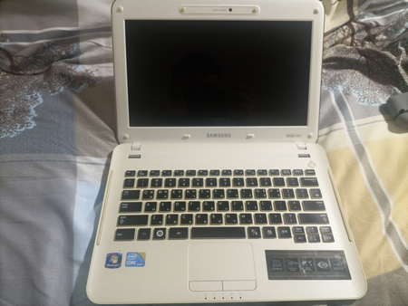 Netbook   Samsung  sens x180