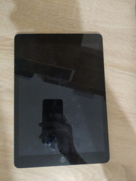 iPad 9- M1 iPad (9‑го поколения)