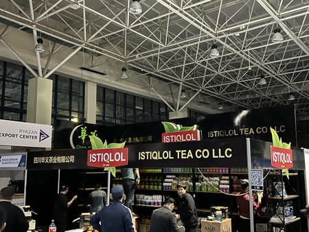 Reklama bukva baner orakal setka tablichka