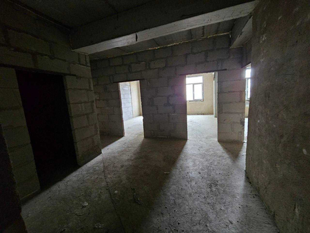 3 хоналик 3 этаж теракзор