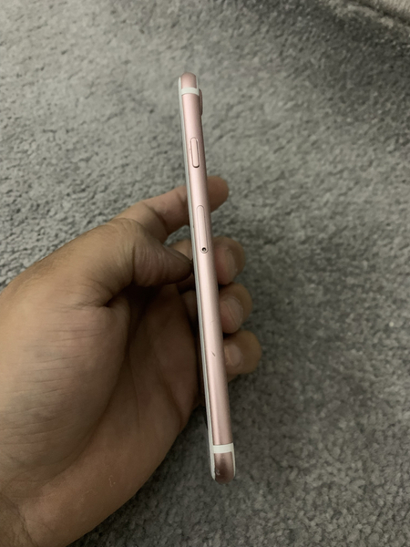 iPhone 7 Rose gold 32 gb Все родной