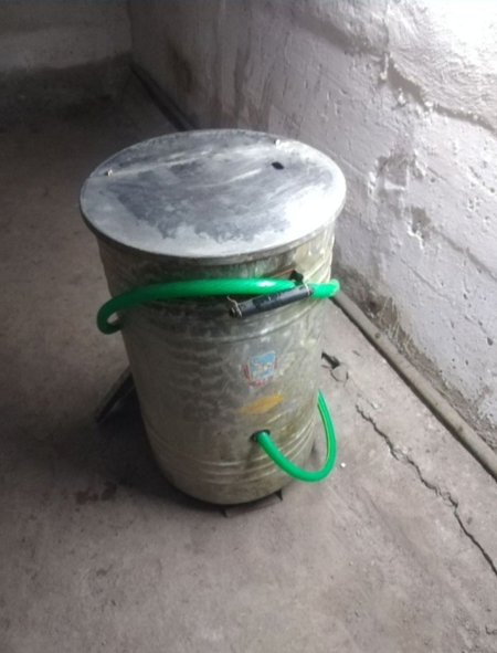 Продам стиральную машину .
