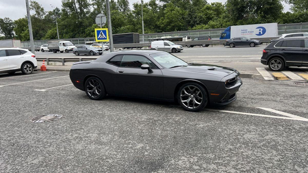 Dodge Challenger