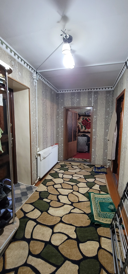Квартира сотилади зудлик билан