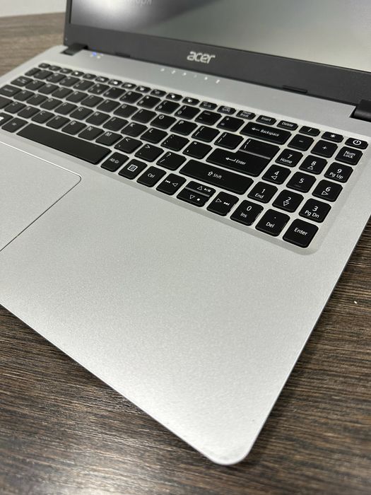 сенсорный ноутбук Acer Aspire 5, яркий Full HD экран