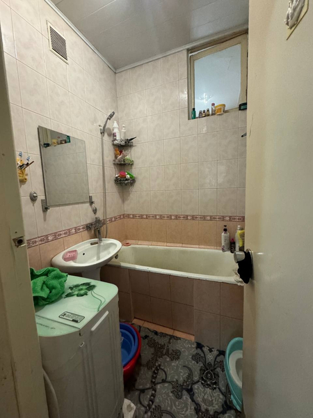 Квартира М. БИЙ 3/2/4  70м.кв