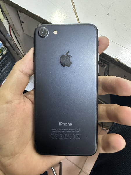 Iphone 7 32 gb 800.000