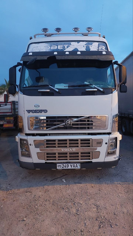VOLVO FH EURO 5 + KOGEL  прицеп cотилади