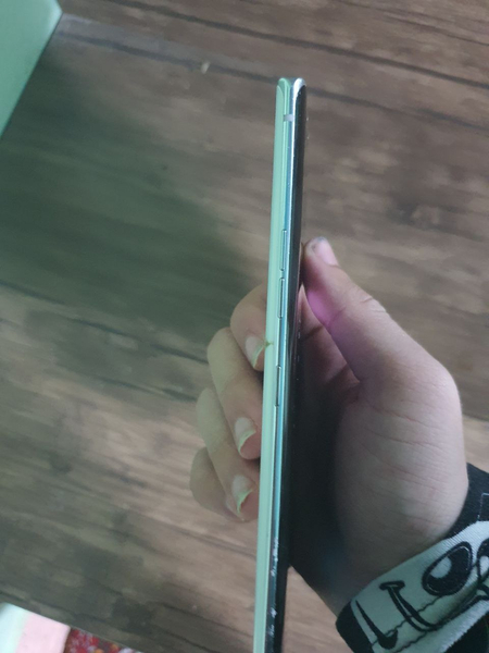 LG Velvet 8/128.