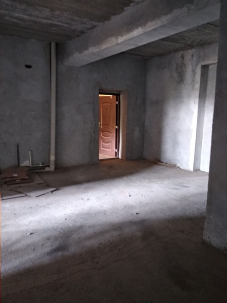 Dom, kvartira sotiladi 5chi etaj 3 xonali