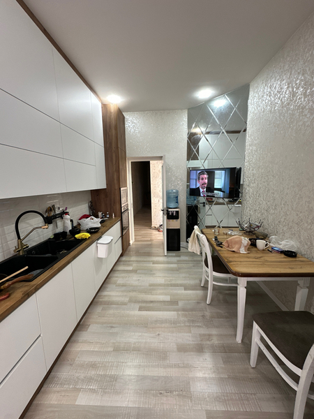 Срочно продам дом 2 сотки 190м2