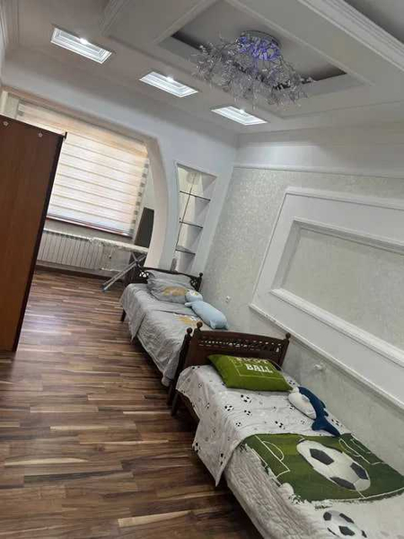 Срочно продается Квартира Ойбек 190кв