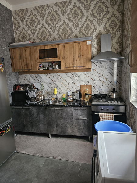 Участок 1 сотки 3 комнаты. 70м2