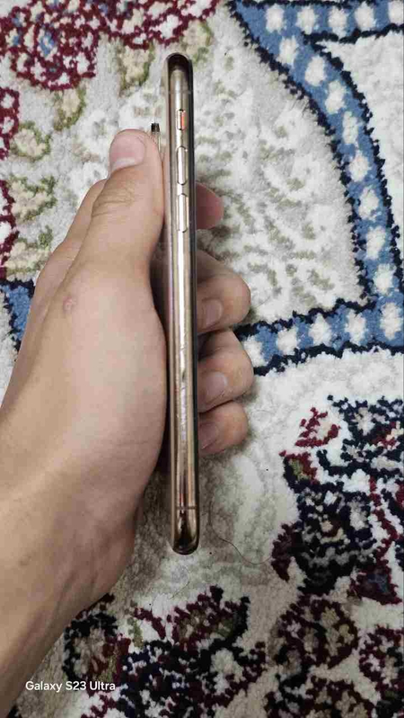 IPHONE XS Sotiladi