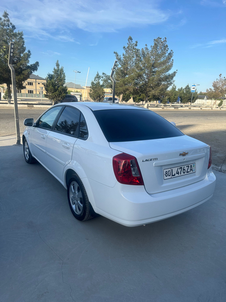 Chevrolet lacetti