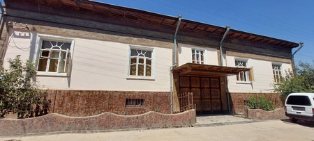Nazarbek poyezd yo'ldan o'tish bilan 10ta xona