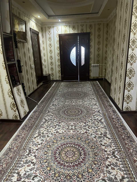 3 хонали кв сотилади  яккасаройда, ипотека хам бор