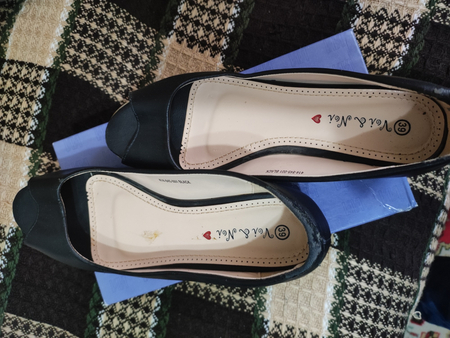 Продам женские туфли-лодочки