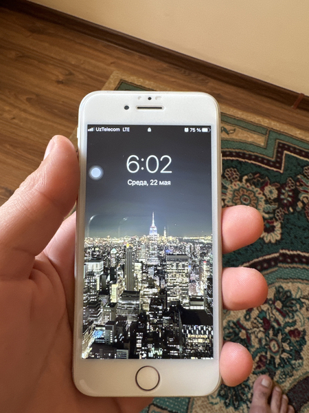 iPhone 7   128gb
