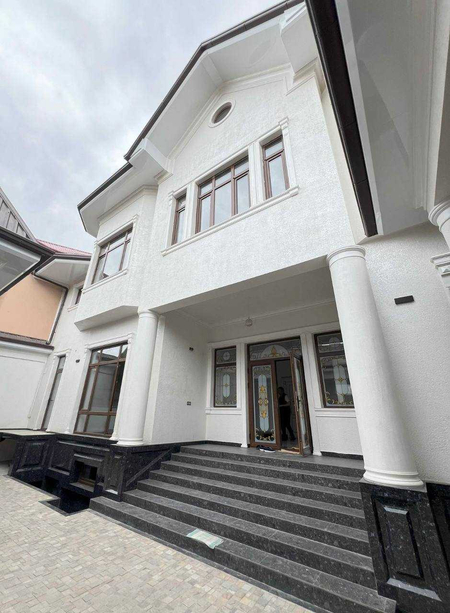 Продается дом в Мирзо Улугбекском районе (Хирмонтепа)