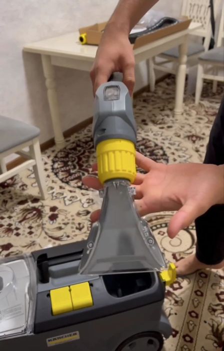 моющый профисиональный пелесос KARCHER puzzi 10/1