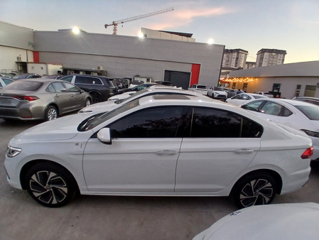 Volkswagen Bora 1 2T Yuexing Pro edition