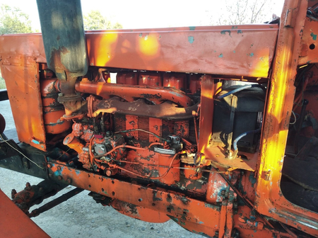 T40 traktor tukan perspadbor