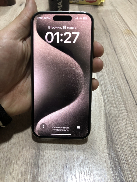 iPhone 15pro 128 gb